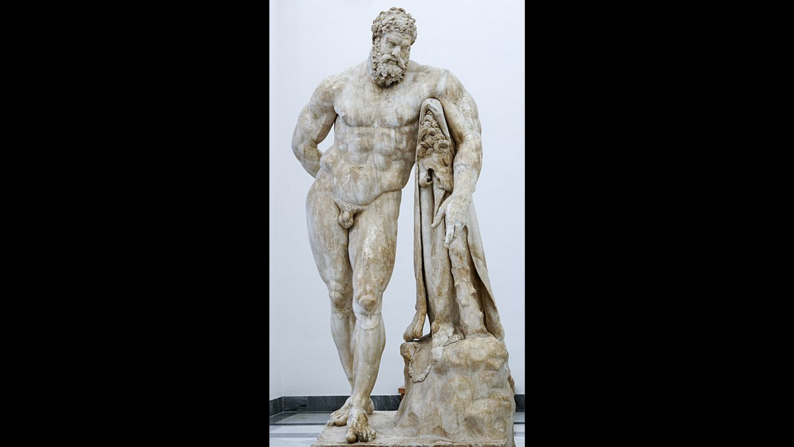 Farnese Hercules - Statue Decor
